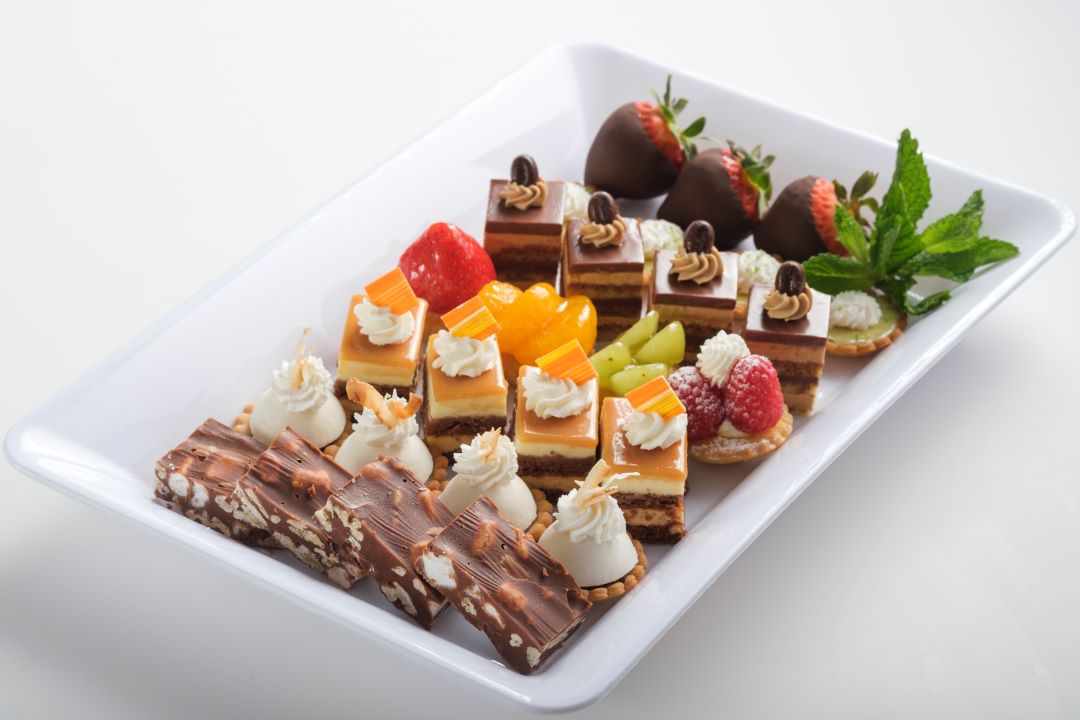 Miniature Pastries – Daily Garnish