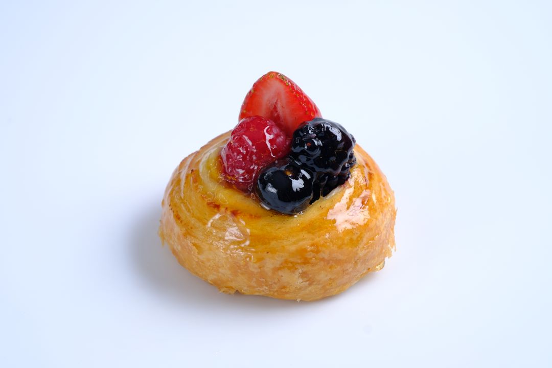 Mixed Berry Vienna Fruit Danish – Daily Garnish